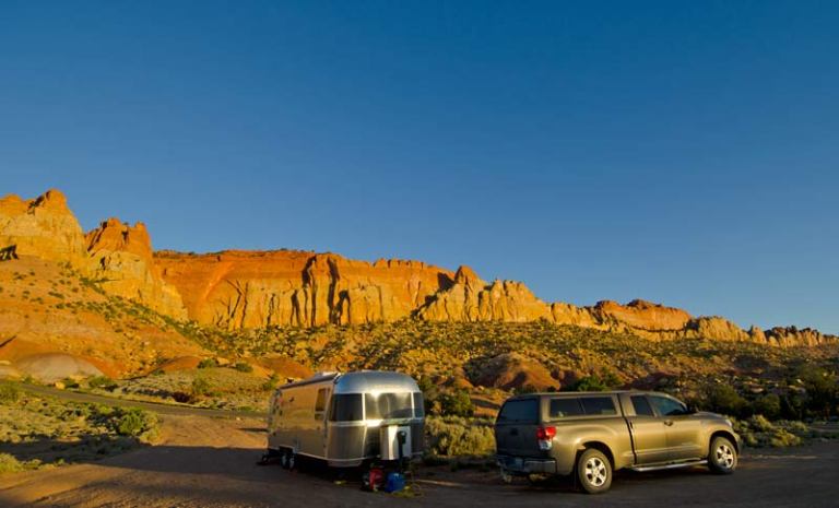 Ginger Goes Glamping | Full-time glamorous camping in an Airstream trailer