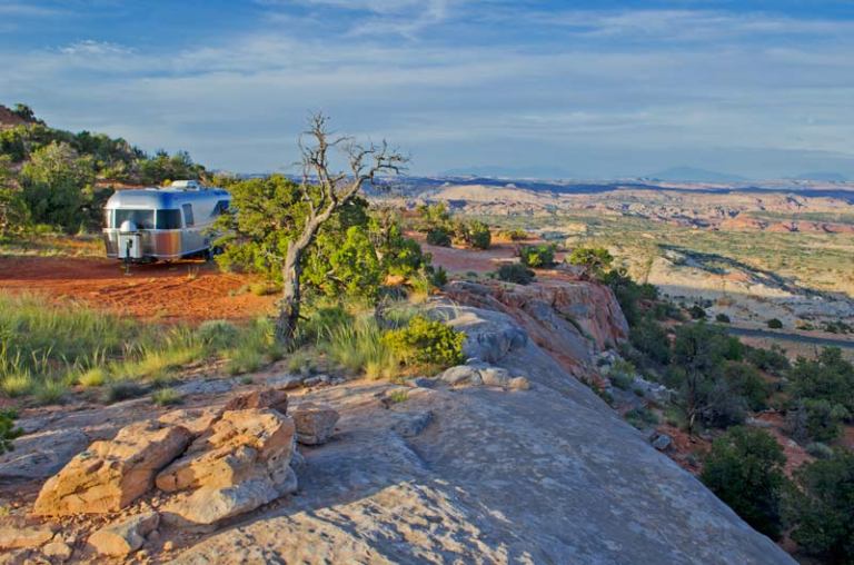 Ginger Goes Glamping | Full-time glamorous camping in an Airstream trailer